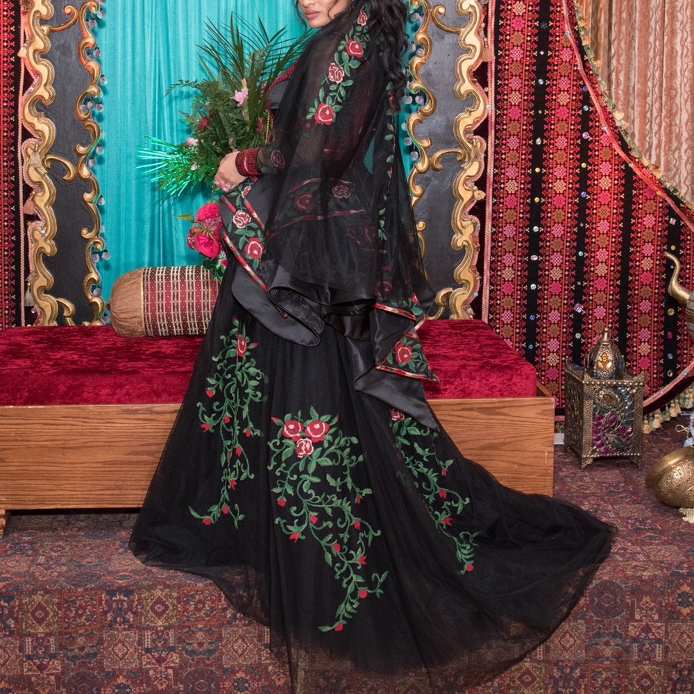Stunning Palestinian Bridal Thobe Matching Pants - Gem